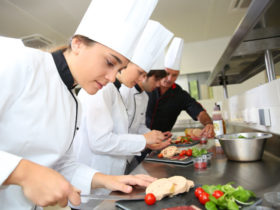 Commis de cuisine : missions, qualités, salaire